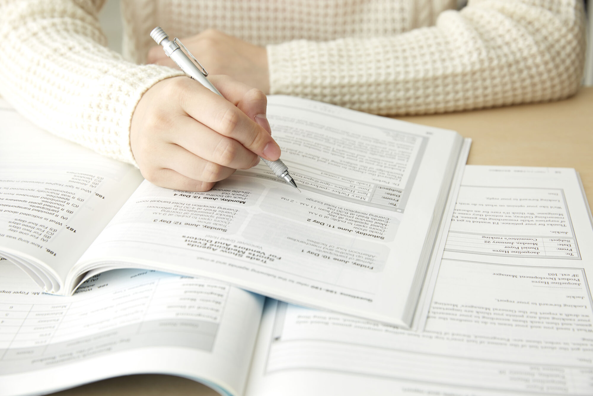 GTECとは？概要やスコアの仕組み、受験のメリットを解説 | ENGLISH TIMES