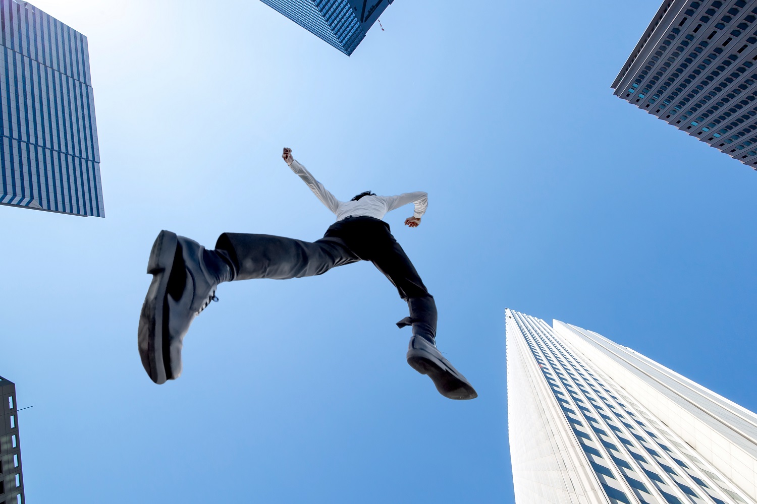 「give it a shot」ってどういう意味？国によって使い方が違う？例文付きで紹介！ | ENGLISH TIMES