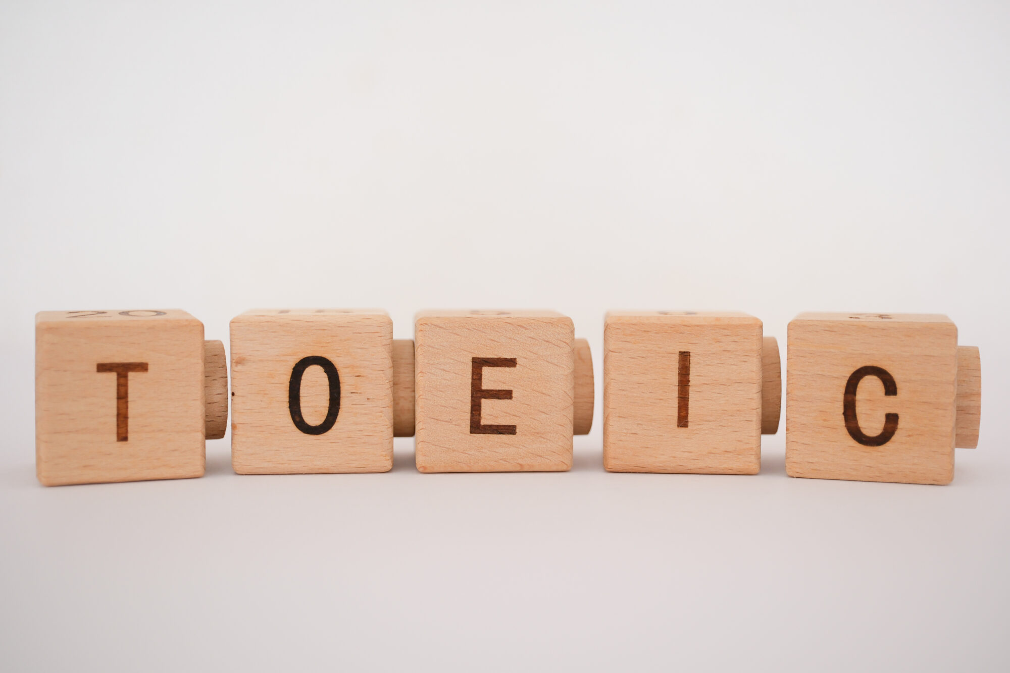 【2025年度最新版】TOEIC SWの試験日程・年間スケジュール・結果発表日まとめ | ENGLISH TIMES