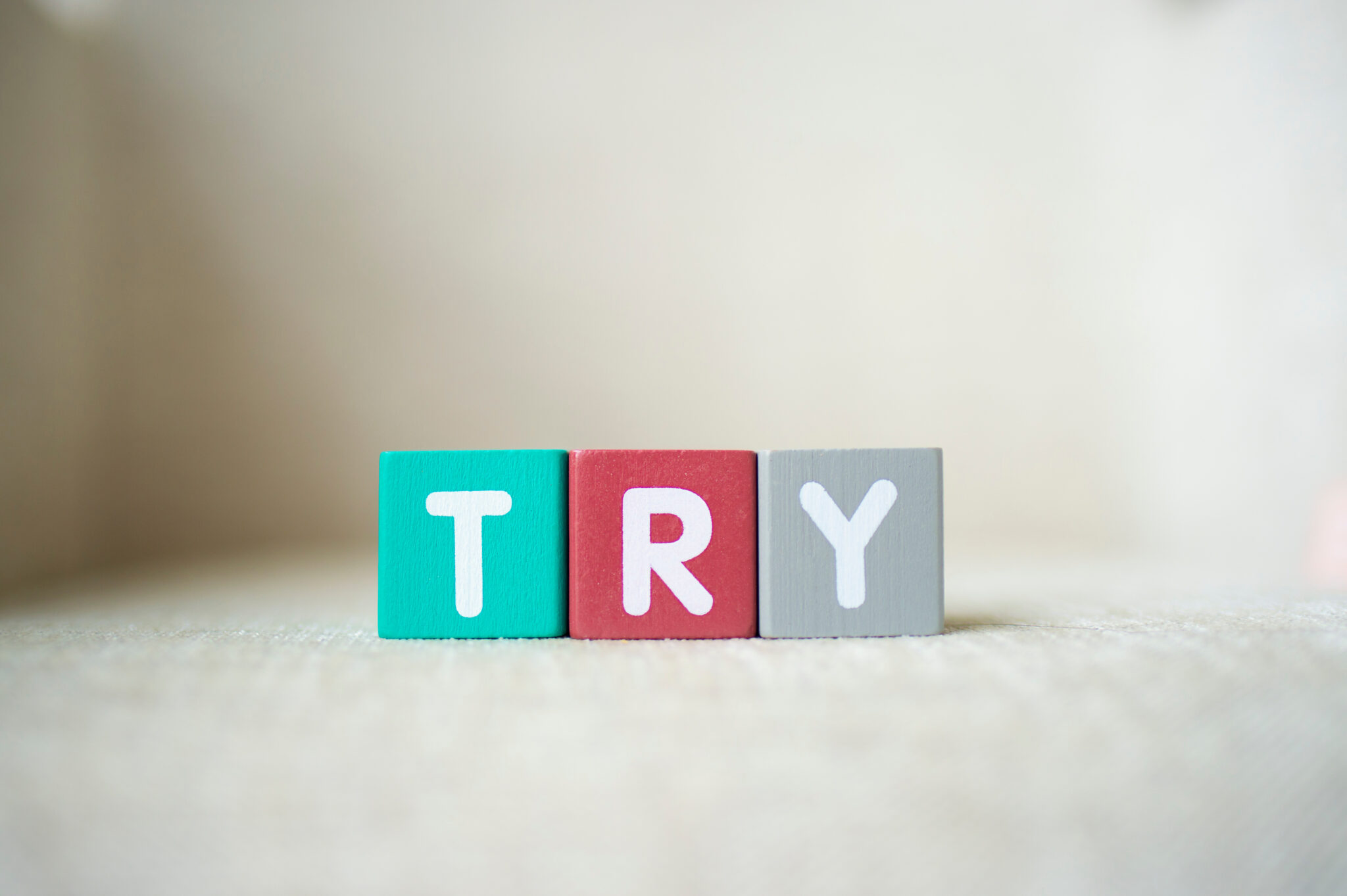 「Try to do」と「Try doing」の違いは？例文付きで詳しく解説 | ENGLISH TIMES