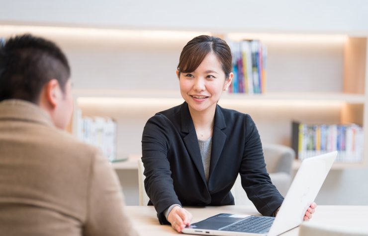 TOEICは1問5点は間違い！配点の仕組みとスコア換算表まとめ - 短期集中TOEIC対策スクール「トライズ」